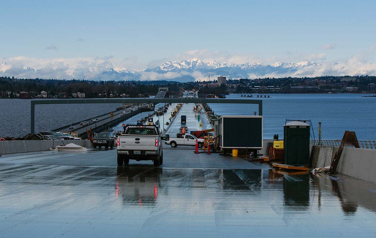 Longest floating bridge | Guinness World Records